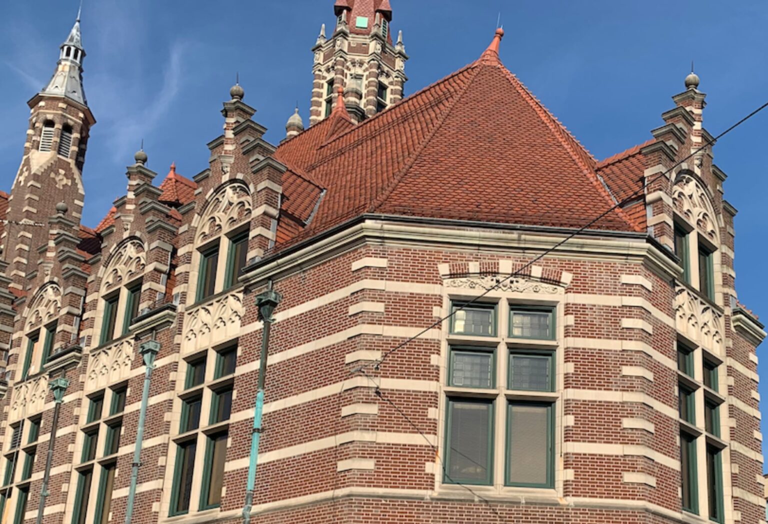 LAN: Public Architecture and Engineering Firm