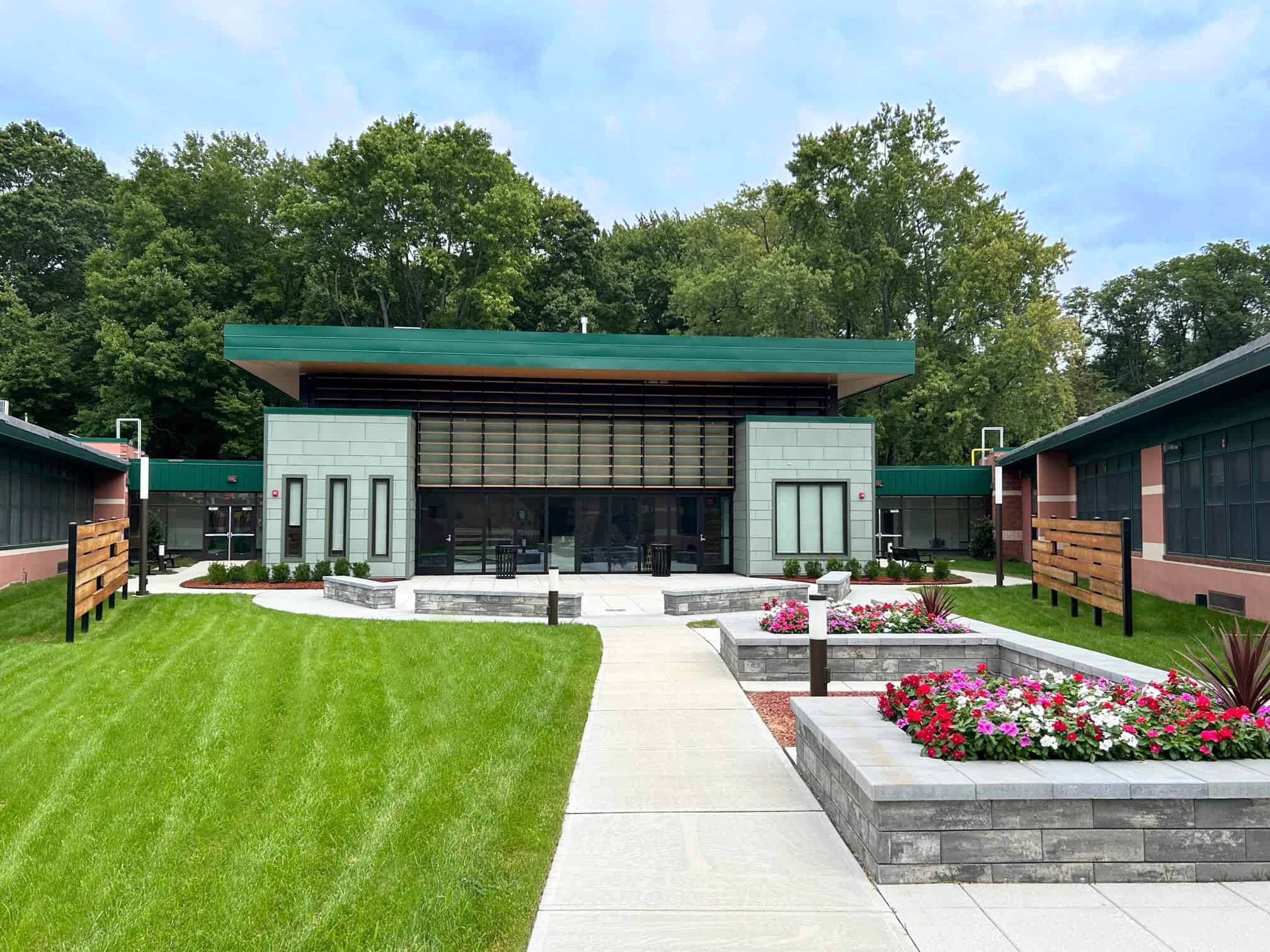 Memorial High School Courtyard | Project | LAN